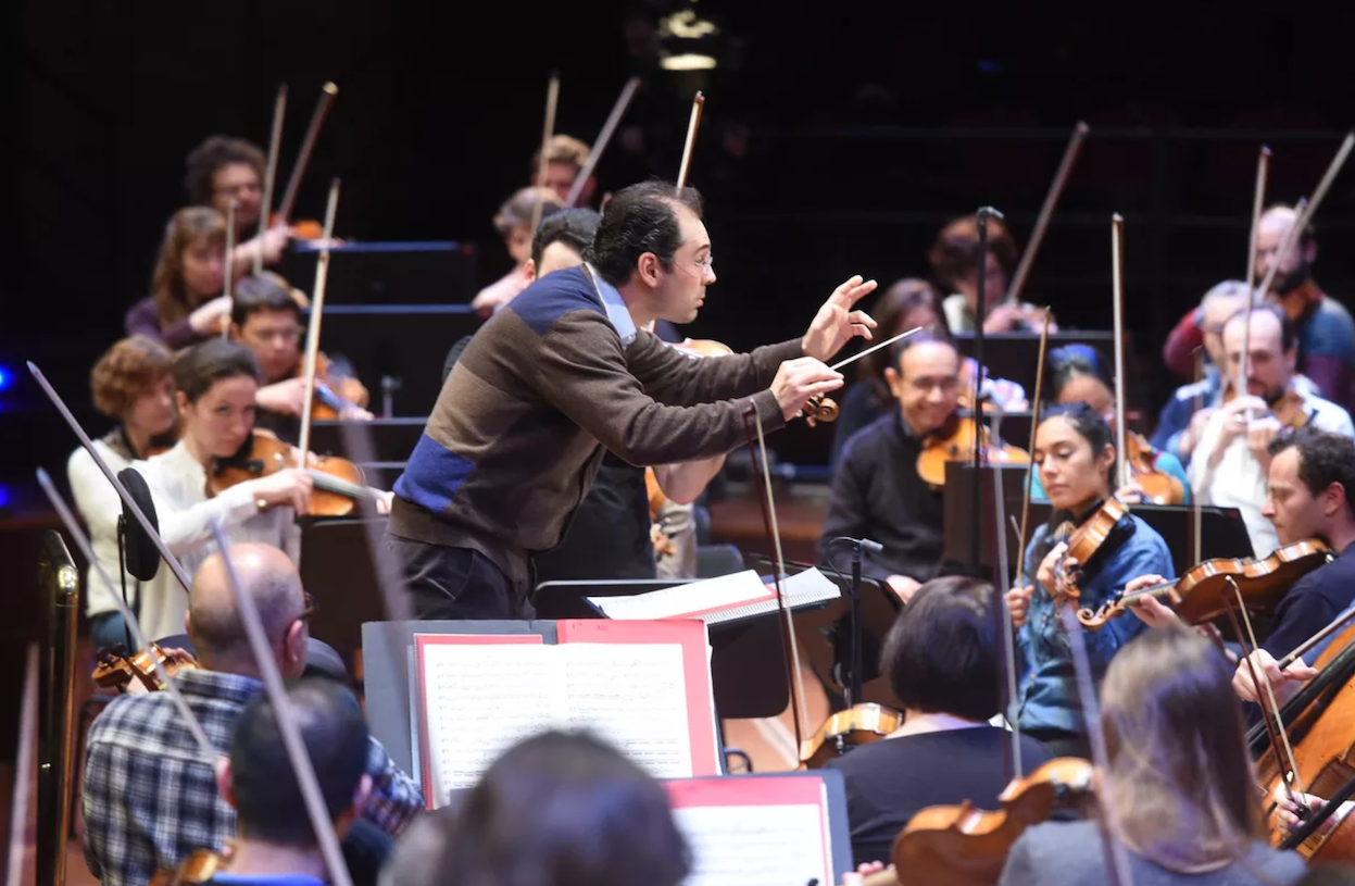 Deux violonistes ukrainiennes intègrent l'Orchestre du Capitole de ...